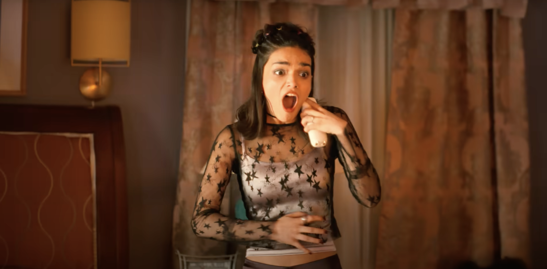 'Y2K' Uses Amazing Practical Effects - mxdwn Movies